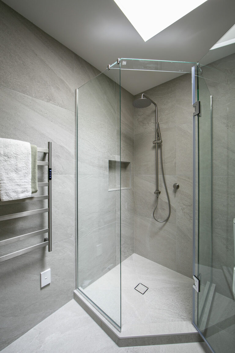 Frameless Shower Swing Door 900x900 | Price Includes Material, Delivery ...