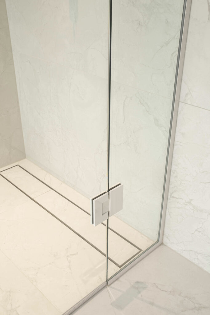 Frameless Shower Swing Door 900x900 | Price Includes Material, Delivery ...