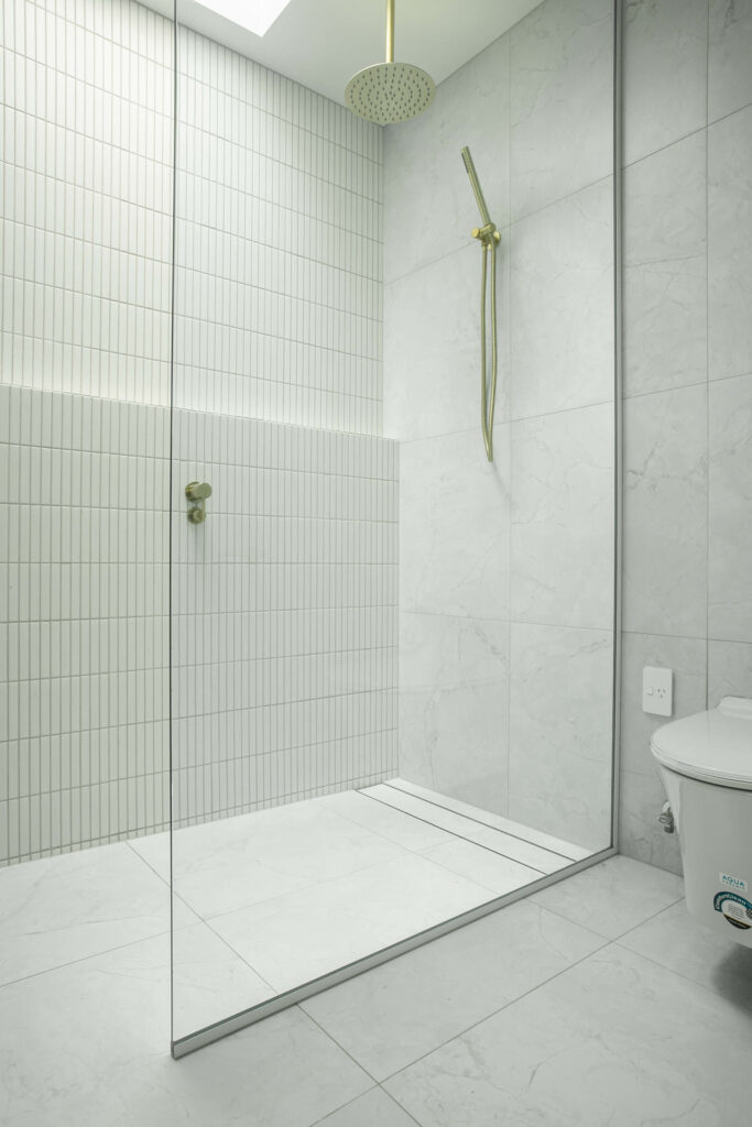 Frameless Shower Walk-in Glass less than W1000mm | Price Includes ...