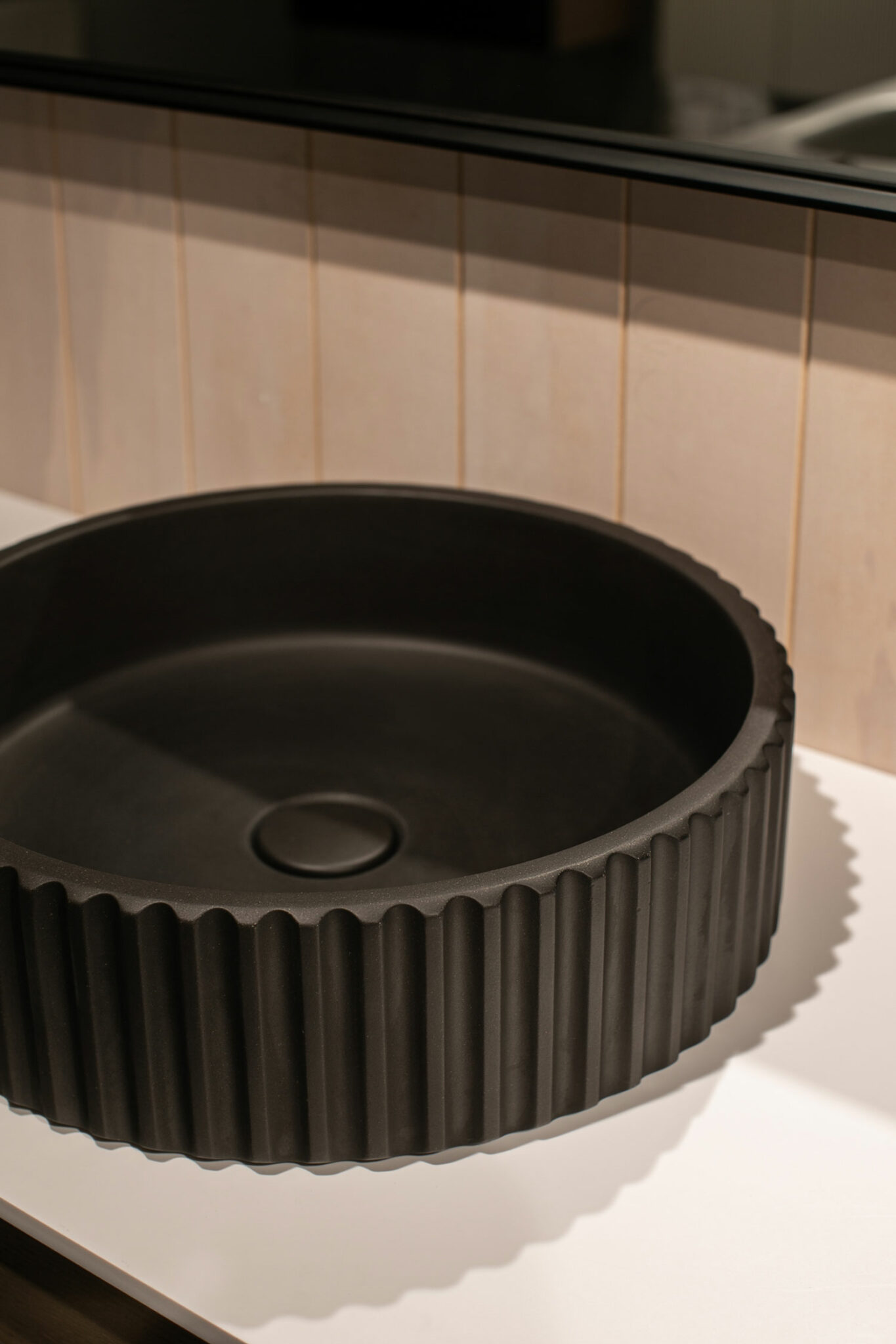 ARUVO™ PLINTH Concrete Countertop Basin | Matte Black - Toptile Bathrooms